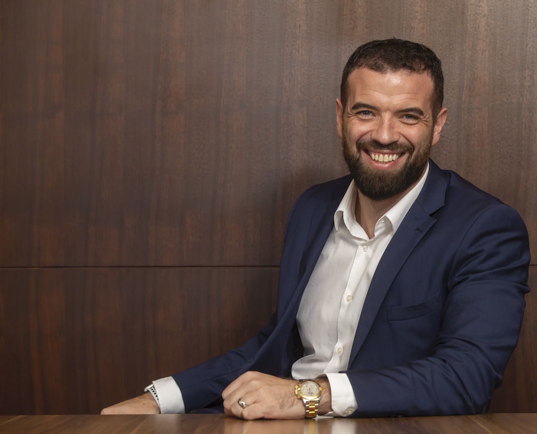 Reaching for the stars - , Starlinks, Supply Chain, Logistics, Cover ...