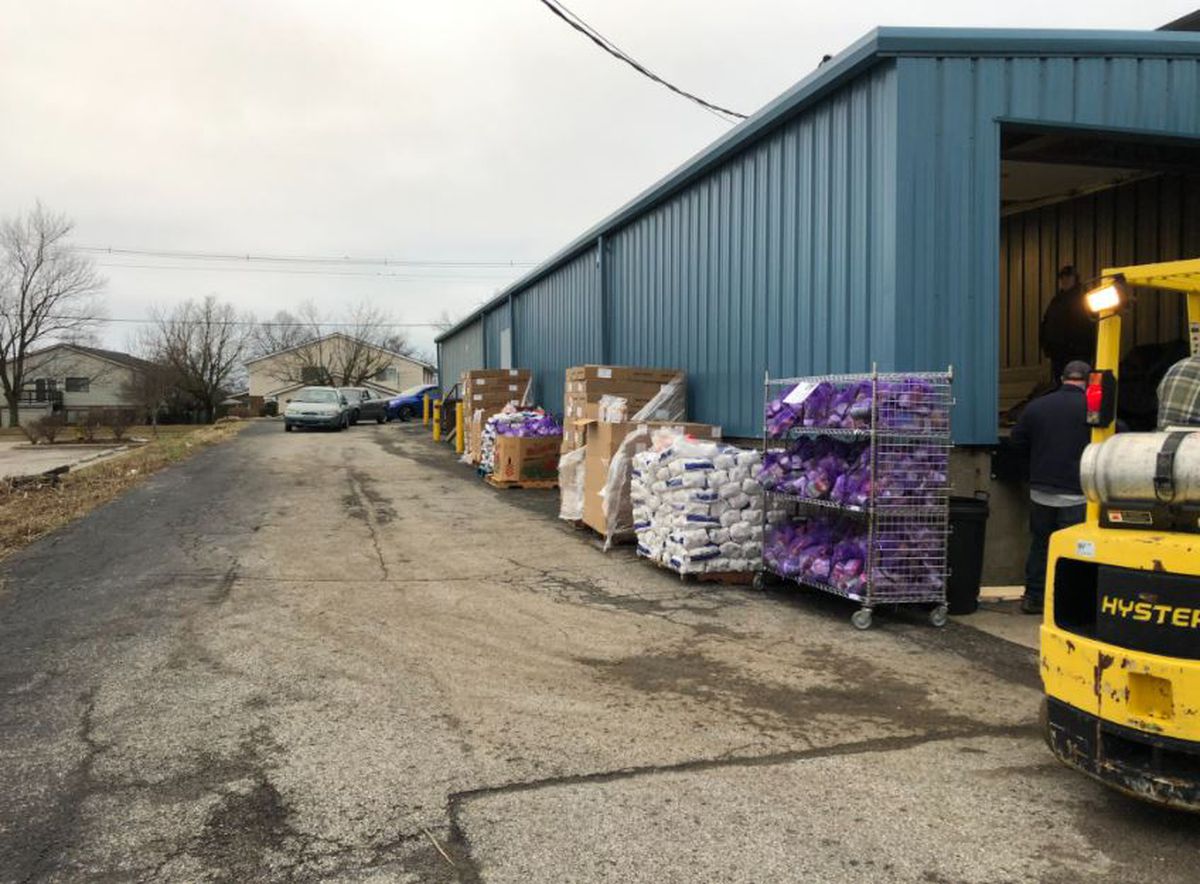 NKY church turns food pantry into drive-through food distribution ...