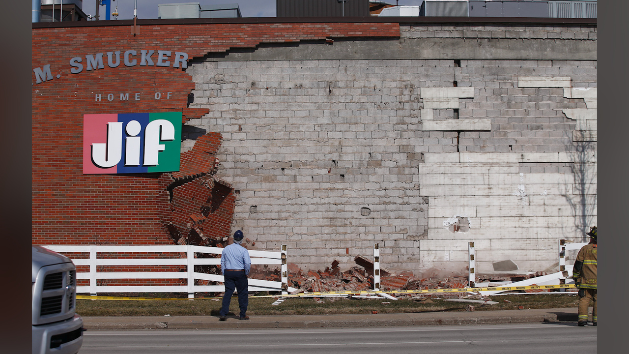 Bricks on Jif factory wall collapse - Supply Chain Council of European ...
