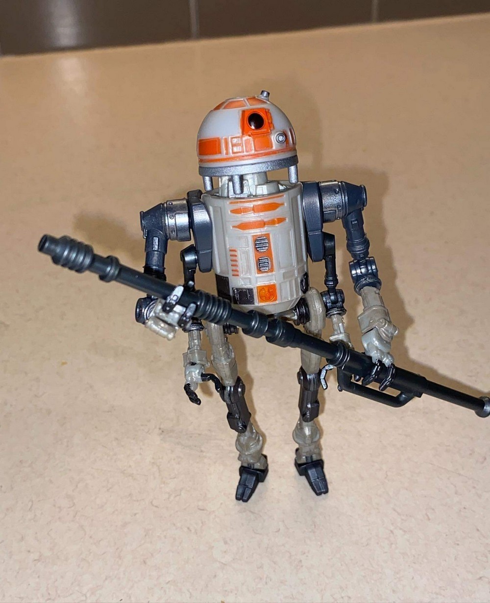 Disney Parks: The Mandalorian Droid Factory set now available - Supply ...