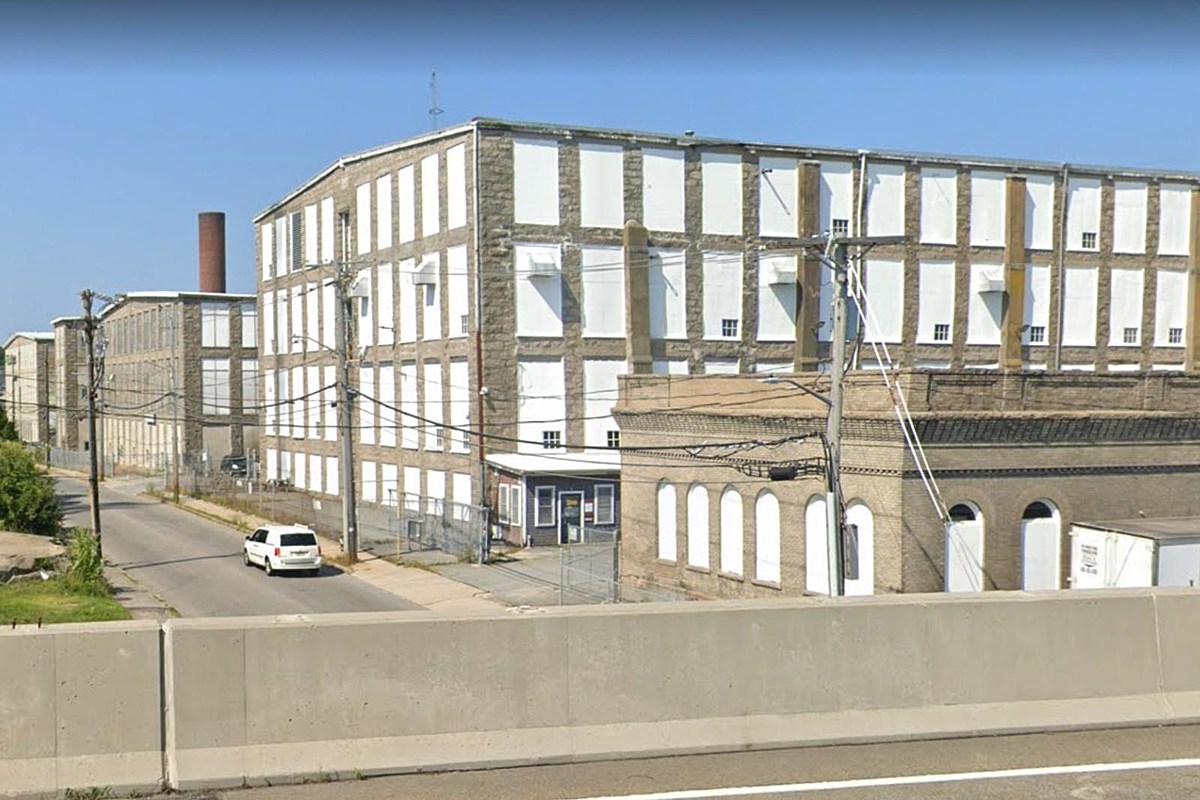 When Fall River Was Known for Its Many Factory Outlets - Supply Chain ...