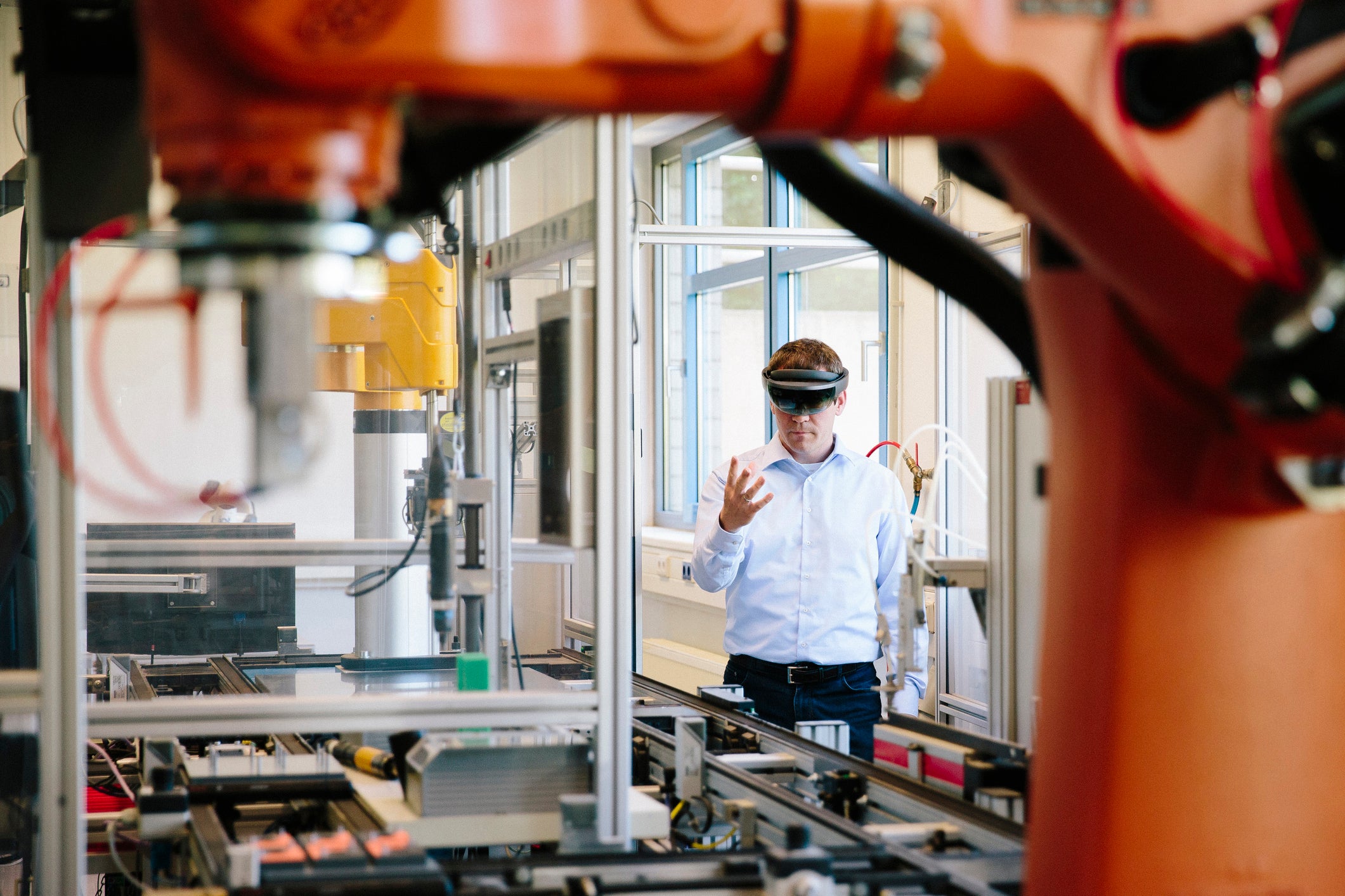 How Microsoft is Bringing the Metaverse to Factory Floors - Supply ...